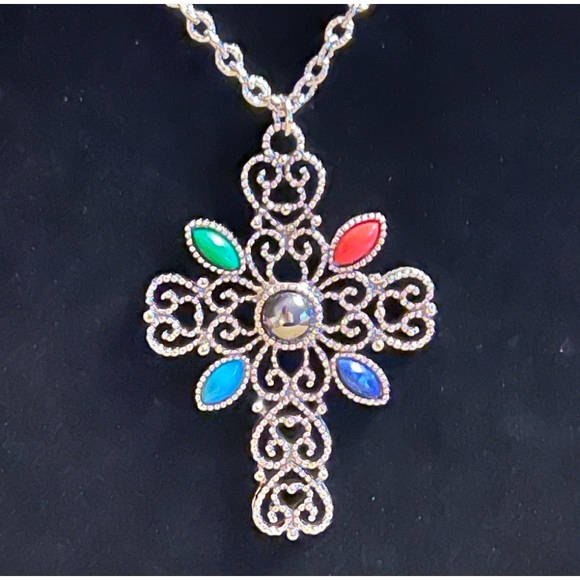 Avon | Jewelry | Vintage New 972 Avon Silvertine Filigree Romanesque ...